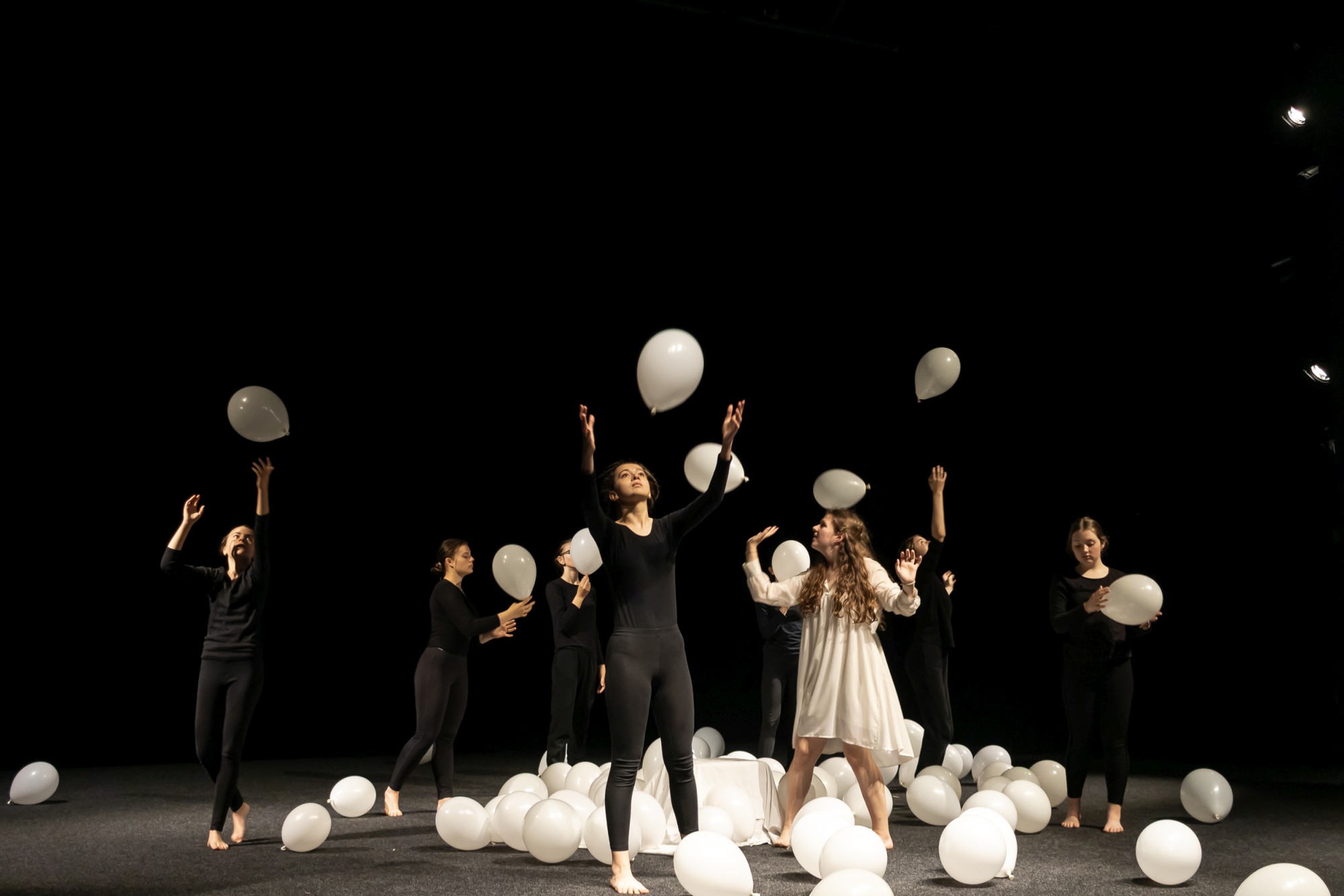 Dievča z morského dna - Scénická žatva 100